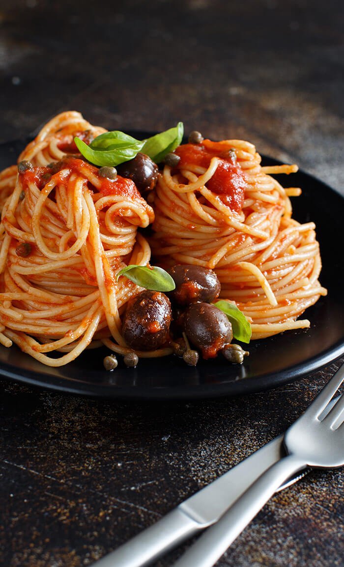 Receta de Spaghetti a la puttanesca » Cocina con Alegría